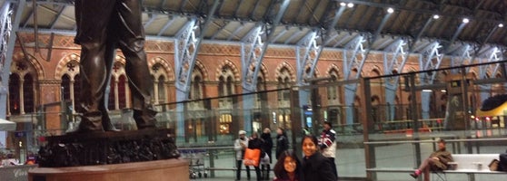 London St Pancras International Railway Station (STP) - Train Station ...