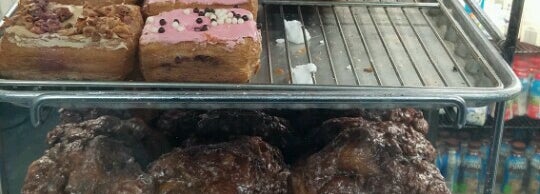 Peterson's Donut Corner - Donut Shop in Central Escondido