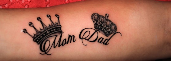 Aaryan's Tattoos & Body Piercing Training Center - Tattoo Parlor