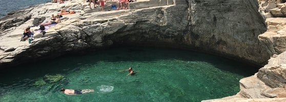 Γκιόλα | Giola Natural Pool - Swimming Pool