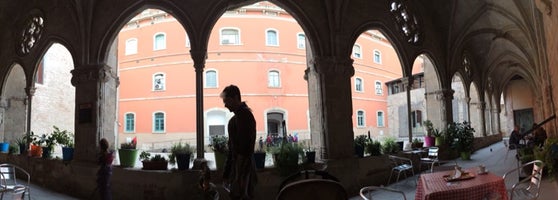 Bar del Convent - Sant Pere-Santa Caterina i la Ribera - Pl. Acadèmia, s/n