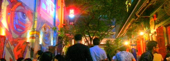 Blu Jaz Cafe - Central Region - 100 tips from 7069 visitors