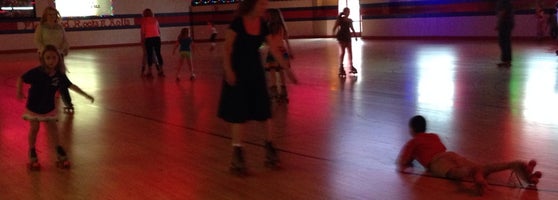 Fleetwood Skating Rink - Skating Rink in Chicago