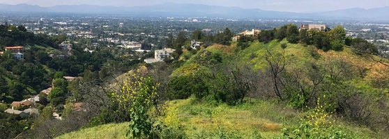 Fryman Canyon - Hiking Trail