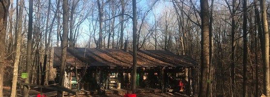 Yule Log Cabin - Commerce, MO