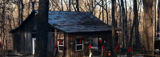 Yule Log Cabin - Commerce, MO