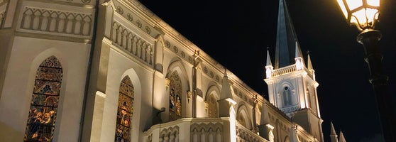 Chijmes - Plaza in Downtown Core