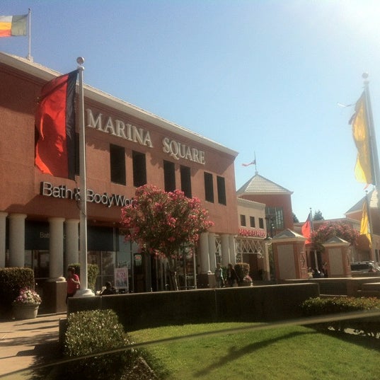 Photos at Marina Square Shopping Center - 7 tips from 1820 visitors