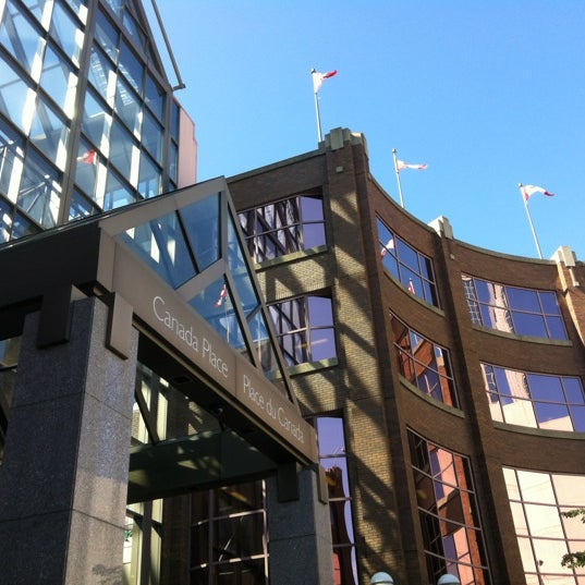 Canada Place - Downtown Edmonton - 7 tips