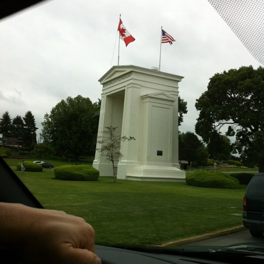 Peace Arch Provincial Park - South Surrey - 6 tips from 2587 visitors