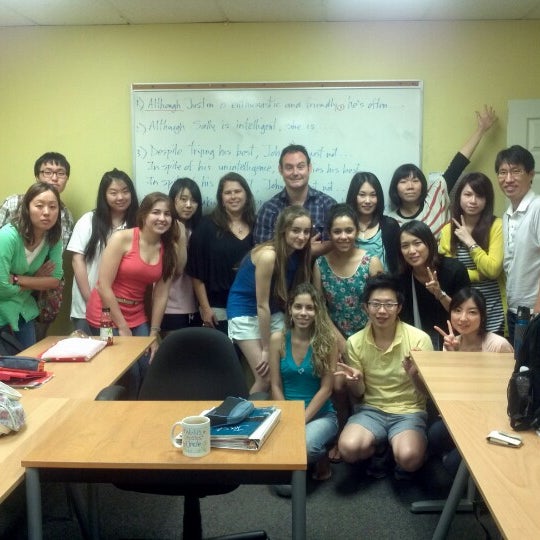 English School of Canada - College Classroom in Deer Park