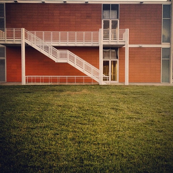 Palmer College Of Chiropractic, Florida Building 2 - College Science ...
