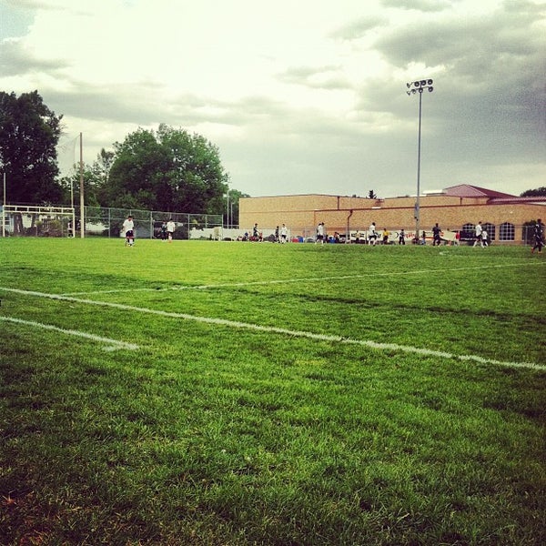 Leeds soccer field Home of the Stars - Leeds - 8 visitors