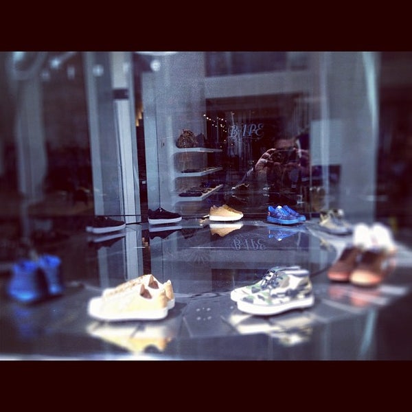 BAPE Store - SoHo - 8 tips