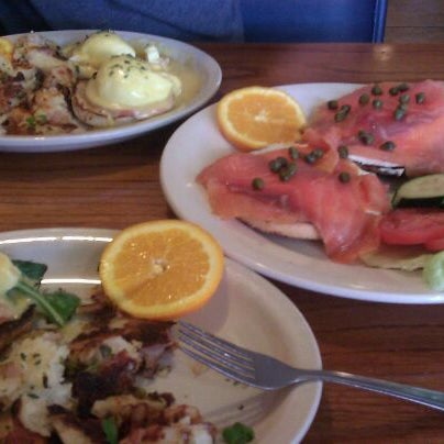 Honey's - Breakfast Spot