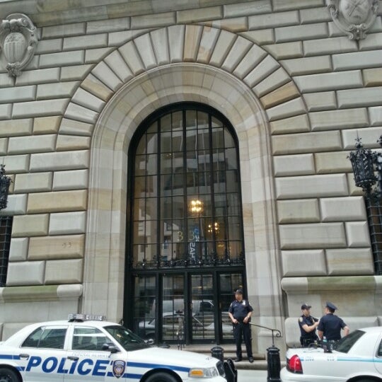 Federal Reserve Bank of New York - Bank in Financial District