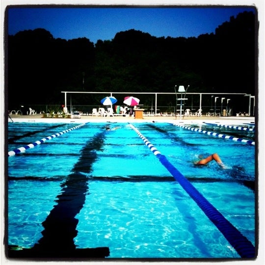 Byron Lake Pool - Pool