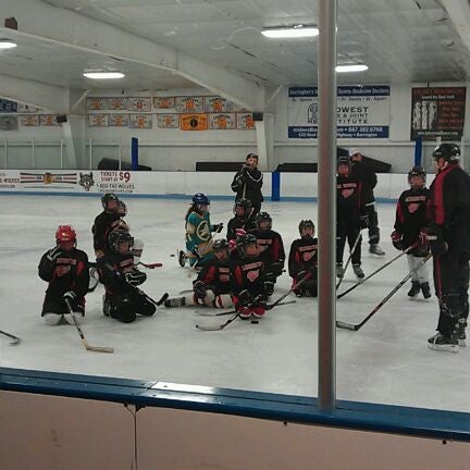 Barrington Ice Arena - Skating Rink