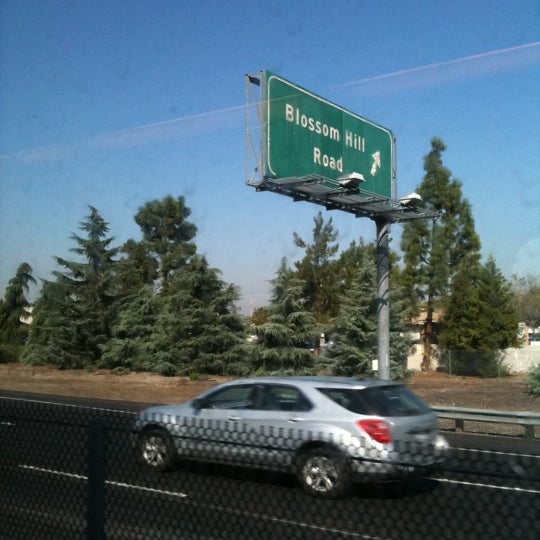 Photos at VTA Snell Lightrail Station - Light Rail Station in Blossom ...