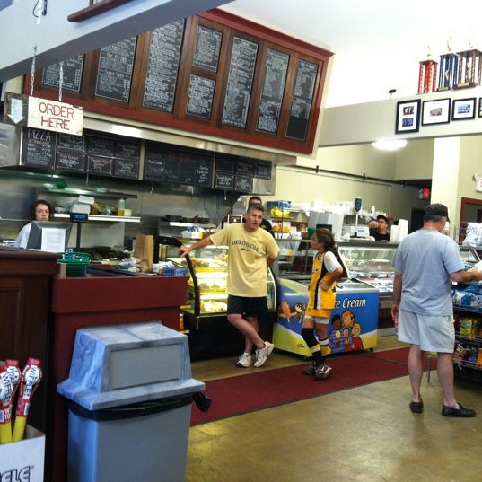 Redding Ridge Market - Redding, CT