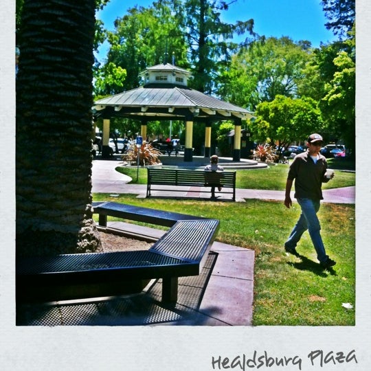 Healdsburg Plaza - Plaza in Healdsburg