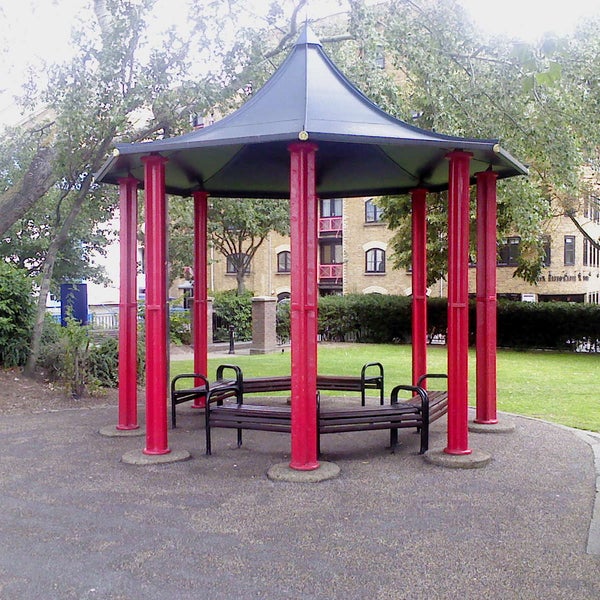 Waterside Gardens - Wapping, Greater London