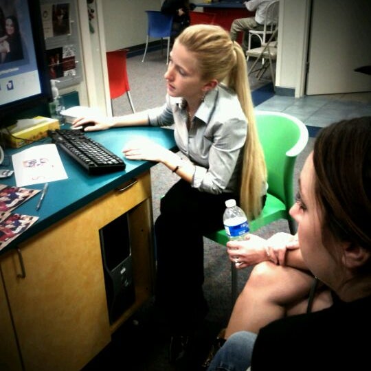 Portrait Innovations - Arts and Entertainment