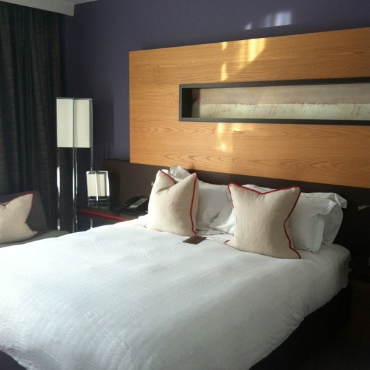 Hilton London Tower Bridge - Riverside - 42 tips from 2735 visitors