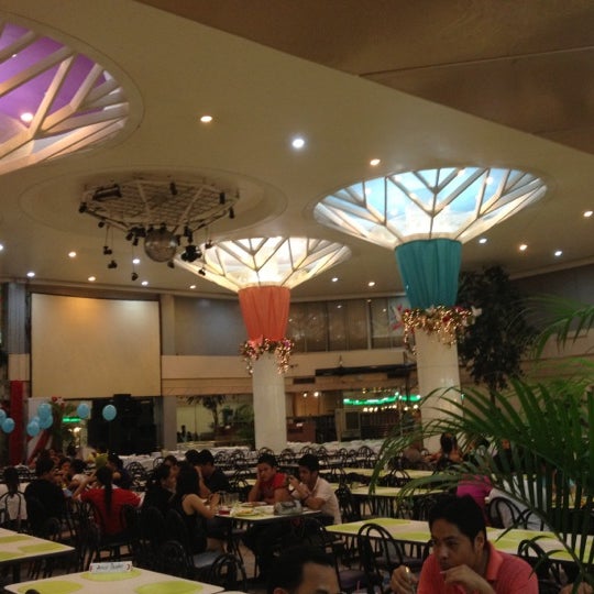 Royal Concourse (Now Closed) - Gorordo Ave.