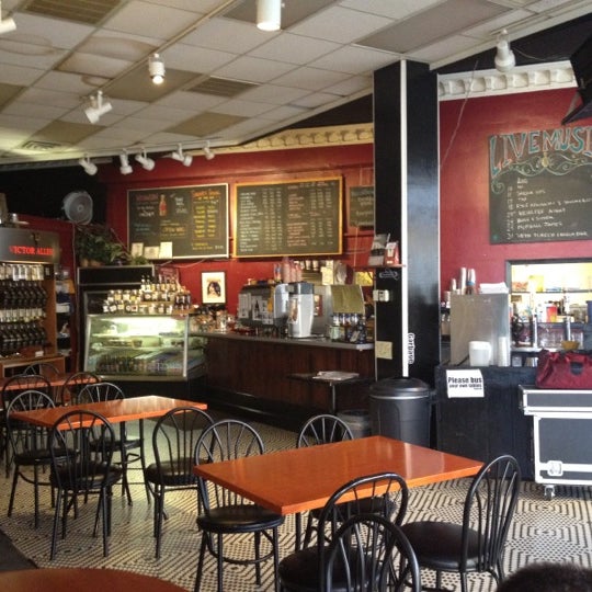 Photos at New Moon Cafe - 23 tips from 864 visitors