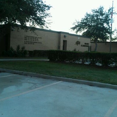 Moore Elementary School - Houston, TX
