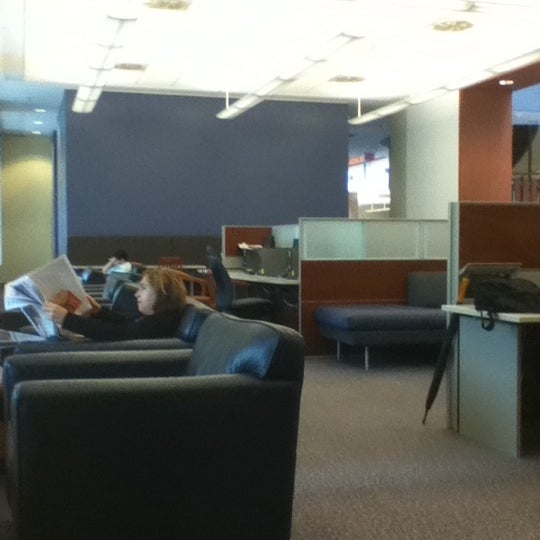 Photos at Joseph S. Stauffer Library - Queen's - 21 tips from 475 visitors