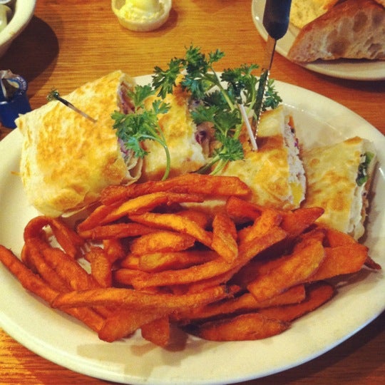 Foxy's Restaurant - 90 tips