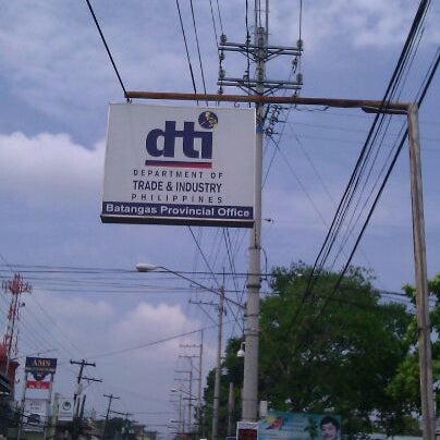 DTI Lipa - Department of Trade Industry - Government Building
