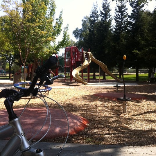 Murdock Park - Lynbrook - 4 tips from 251 visitors