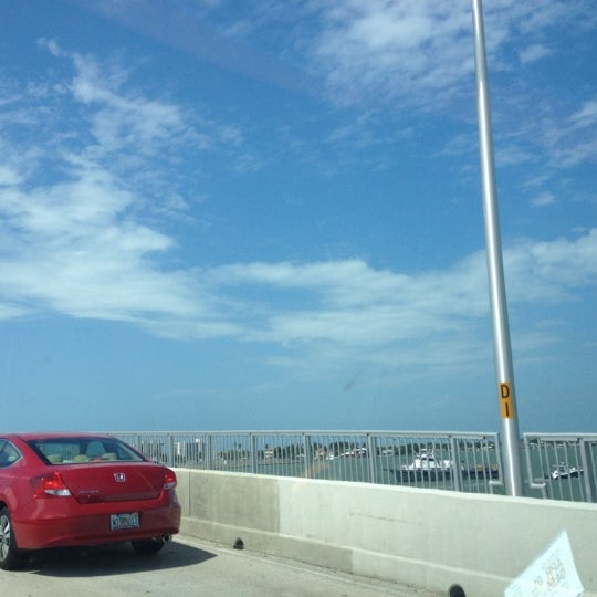 Tom Stuart Causeway - 313 visitors