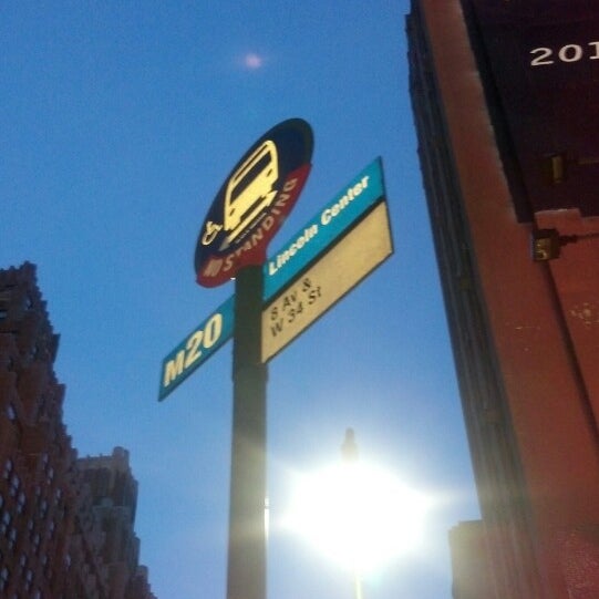 MTA Bus - 8 Av & W 34 St (M20/M34-SBS/M34A-SBS) - Bus Stop in New York