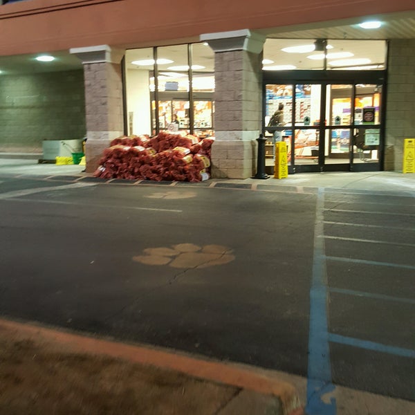 Clemson Bi Lo Shopping Center (Now Closed) - Clemson, SC