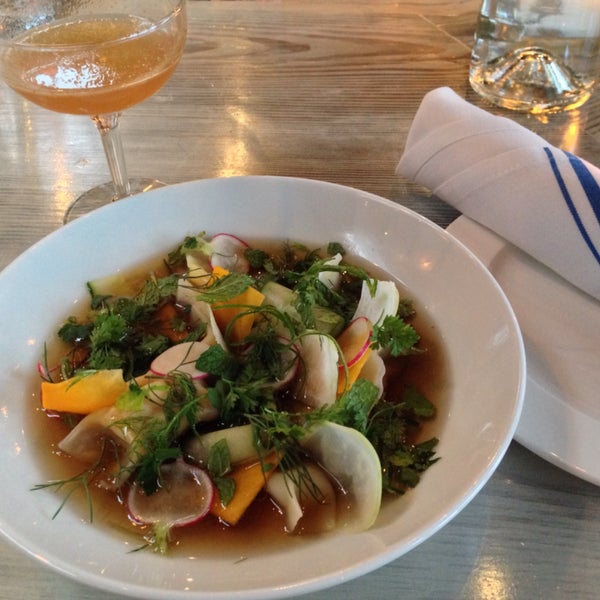 Manolin - Fremont - 3621 Stone Way N