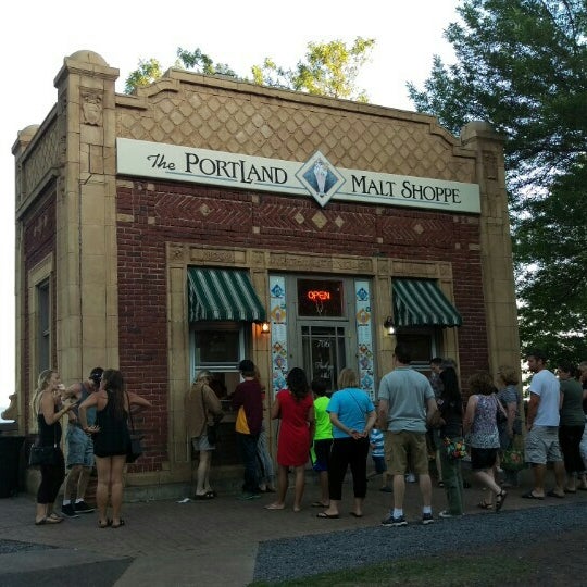 The Portland Malt Shoppe - Ice Cream Shop in Duluth