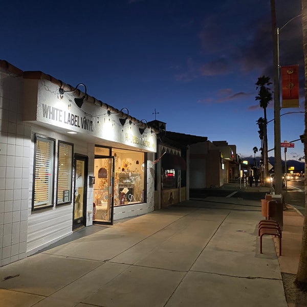 White Label Vinyl - Record Shop