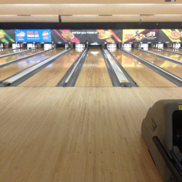 AMF Ponderosa Lanes - Highland Hills - 2118 Goliad Rd