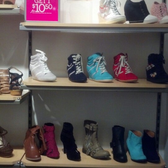 Charlotte Russe - Women's Store