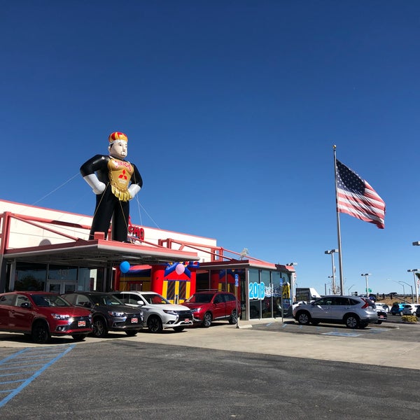 Camacho Mitsubishi - Car Dealership