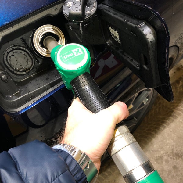 Uno X Kambo - Fuel Station