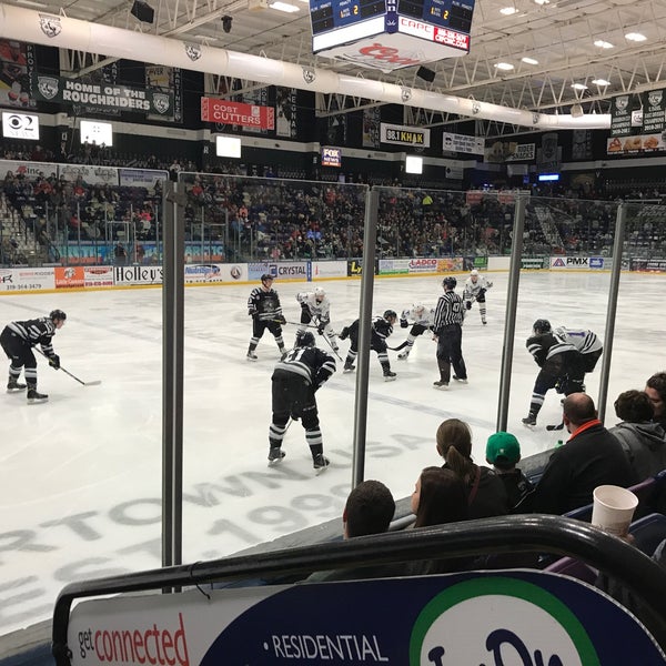 Cedar Rapids Ice Arena - 12 tips from 1428 visitors