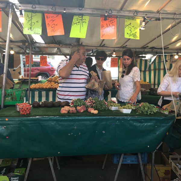 Photos at Marché de Grenelle - Market in Grenelle