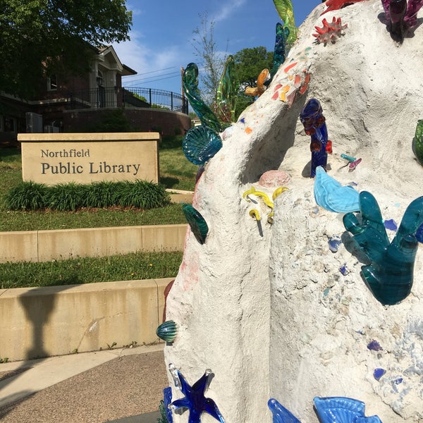 Photos at Northfield Public Library - 5 tips from 112 visitors