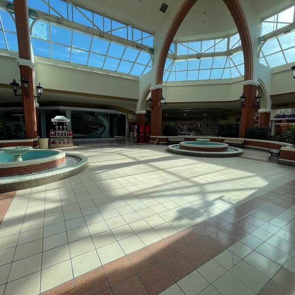 Photos at Virginia Center Commons - Shopping Mall in Glen Allen