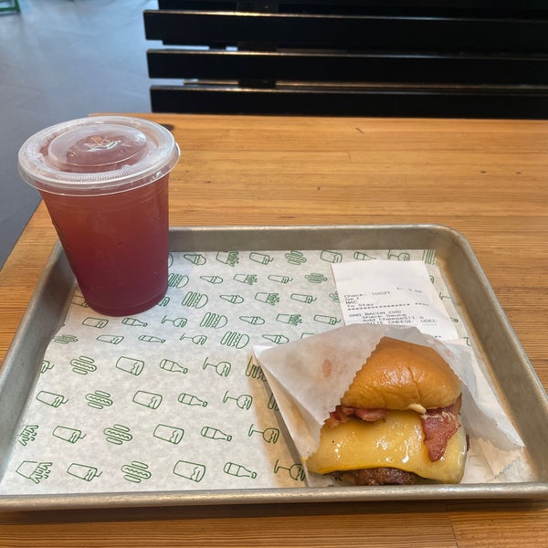 Shake Shack - Logan Circle - Shaw - 10 tips